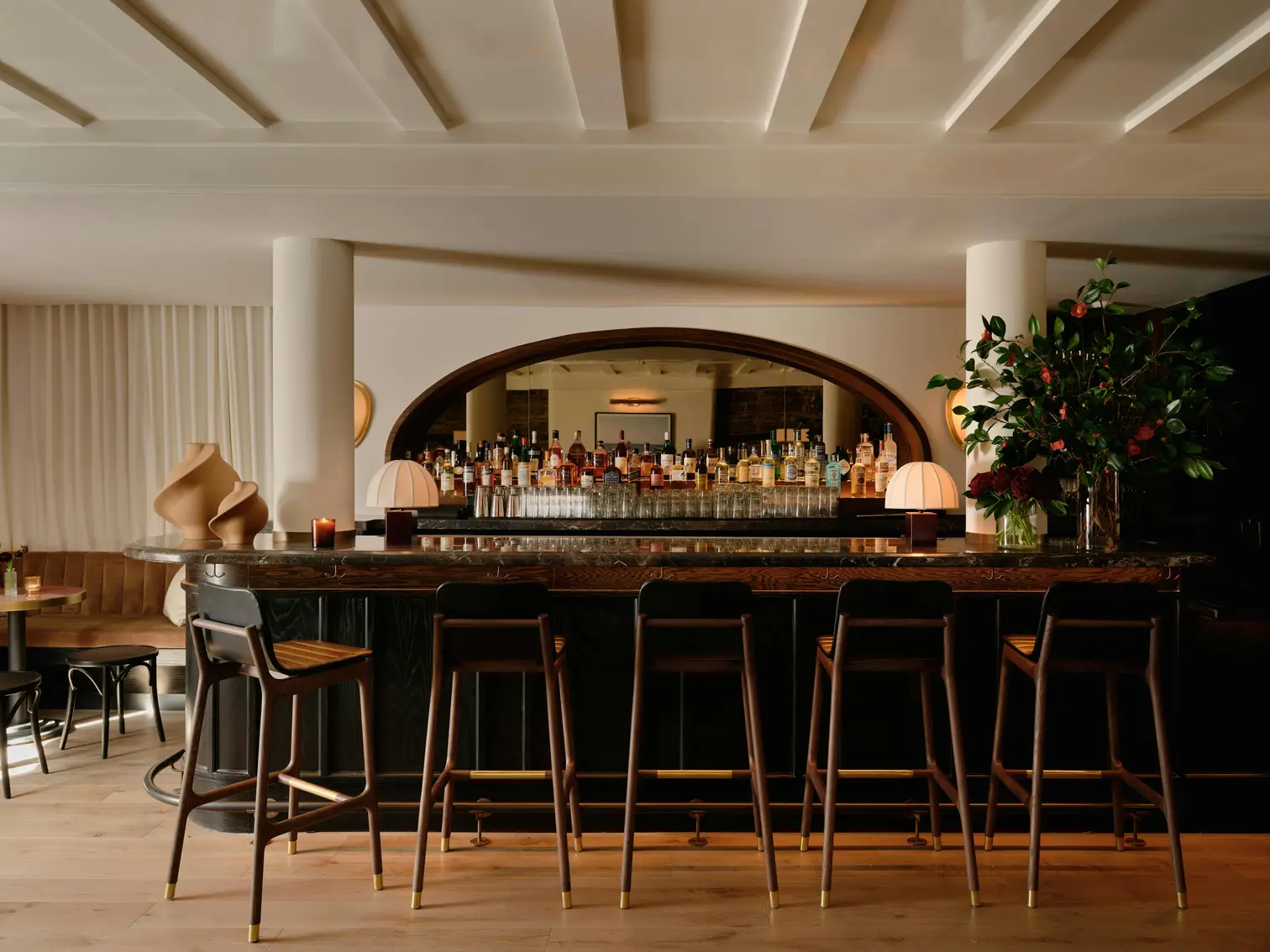 Dion - a Social Club with Taste.